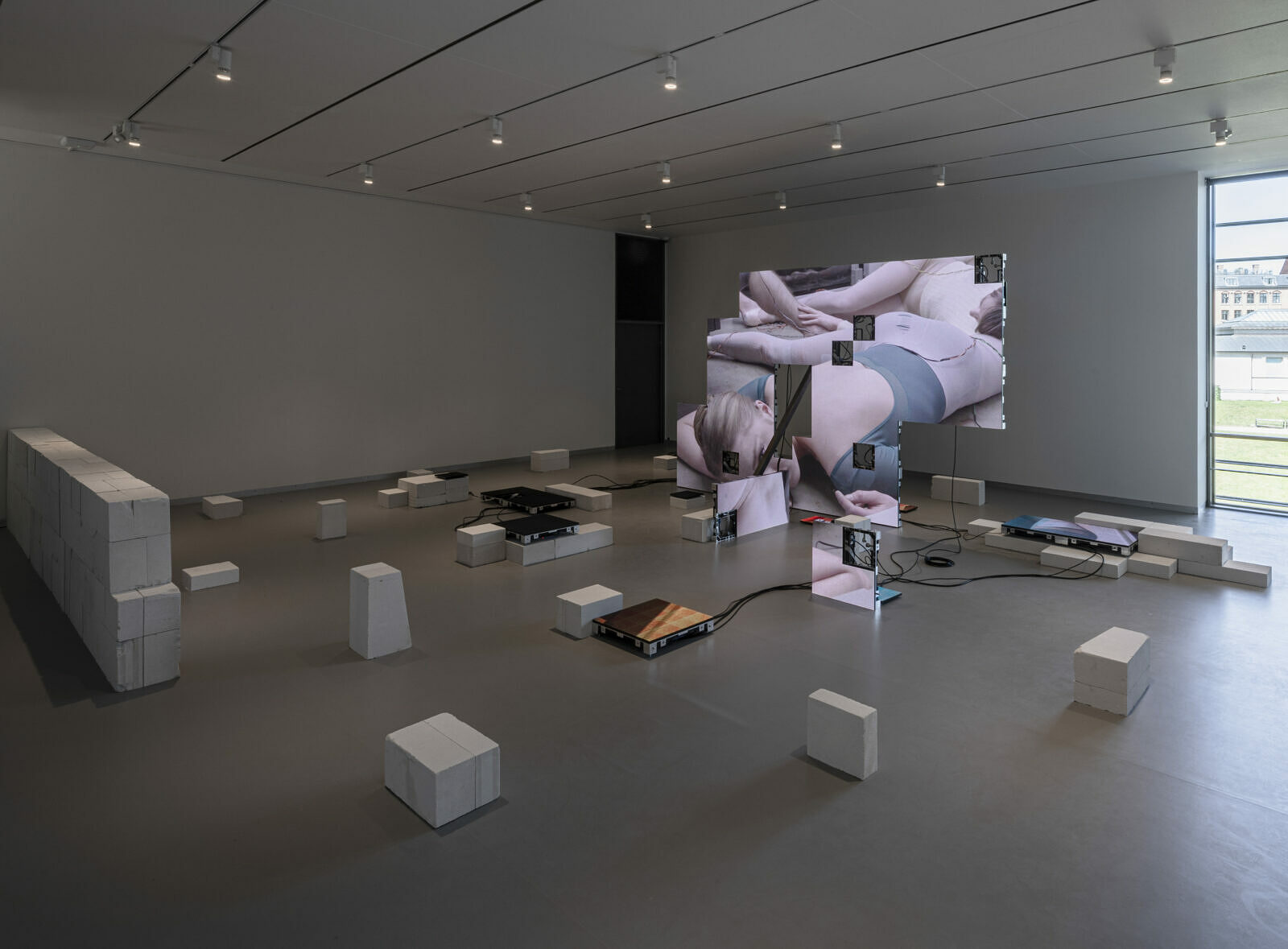 Jesper Just: Circuits (Interpassivities) | SMK – Statens Museum for Kunst